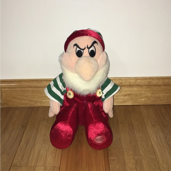 Disney | Toys | Nwt Disney Store Grumpy Holiday Christmas Elf Snow ...